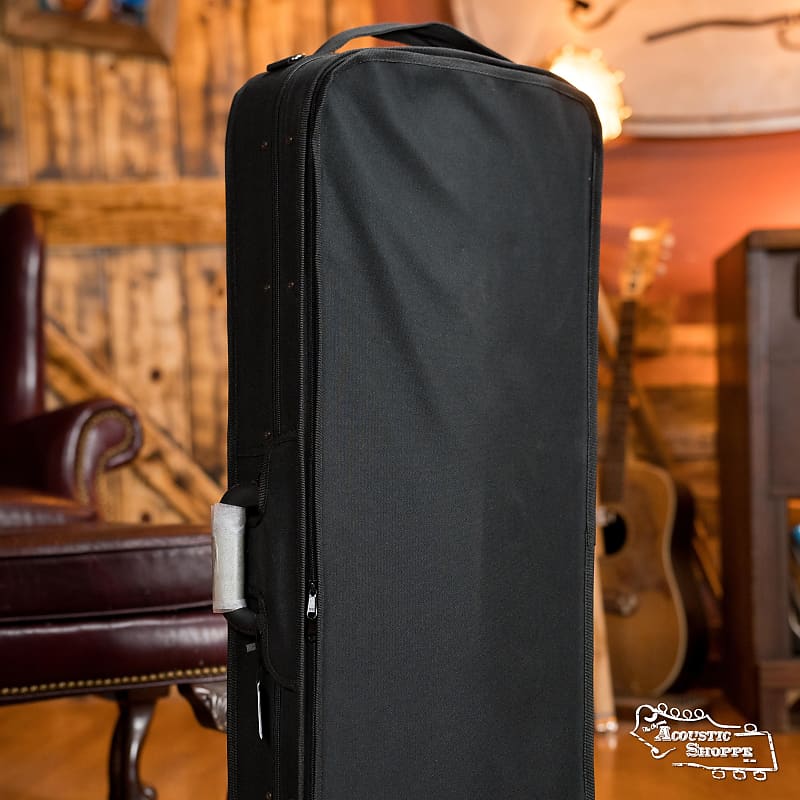 Bourgeois Hard Shell Octave Mandolin Case | Reverb
