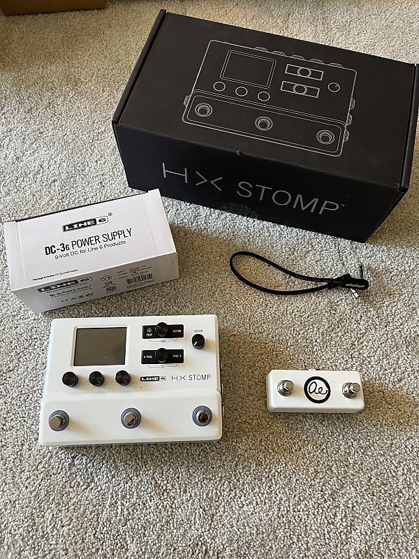 Line 6 HX Stomp w/ Controller | Reverb