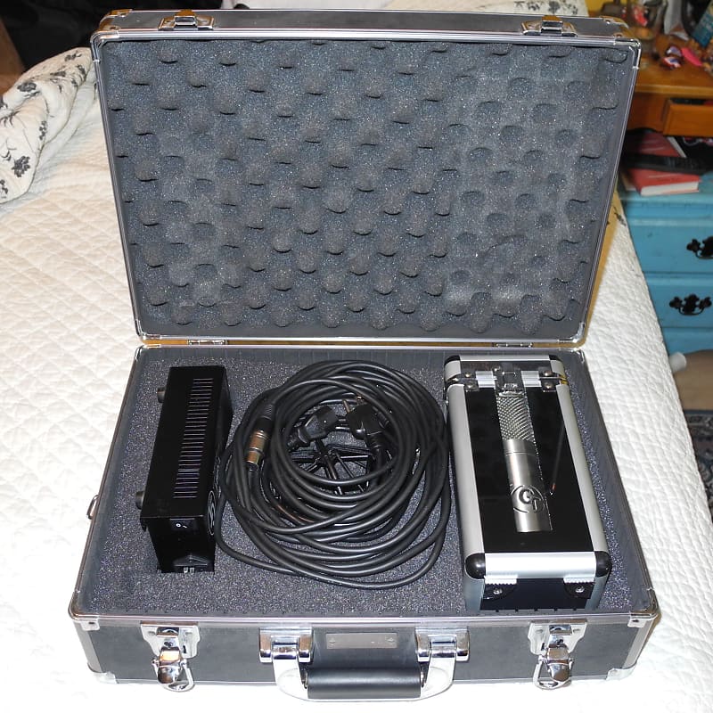 Groove Tubes Velo-8T Tube Ribbon Microphone w/ Case, Power | Reverb