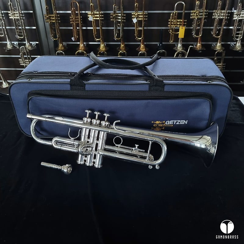 Silverplated Getzen 770 SP gold brass bell trumpet case | Reverb