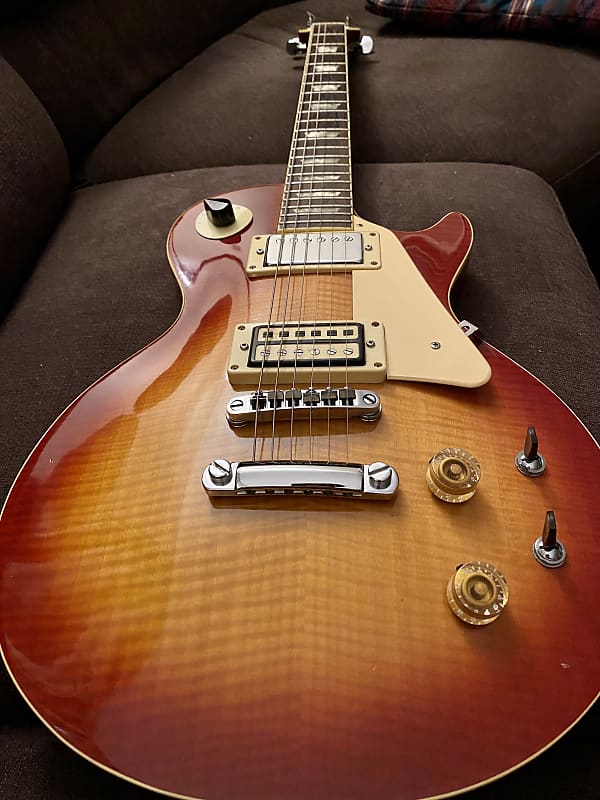 Electra Omega 1976 - Sunburst | Reverb