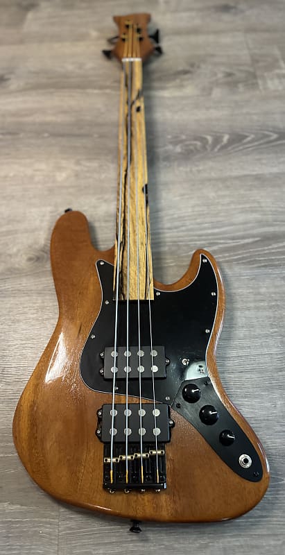 BrinkerBäss JB- Double Buck Short Scale Fretless Bass | Reverb