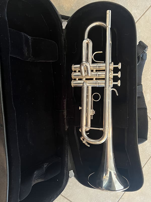 Bach TR301 Student Trumpet 2010s - Silver | Reverb