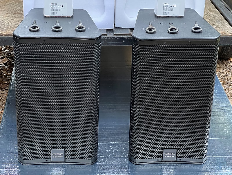 QSC E112 1600W 12 inch Passive Speakers (2) w/ Fly Hardware | Reverb