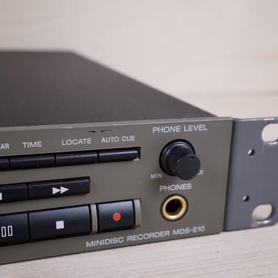 Sony MDS-10 Rackmount MiniDisc Recorder and Player 1U | Reverb Canada