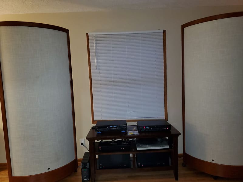 Sound Lab A1+ Electrostatics | Reverb