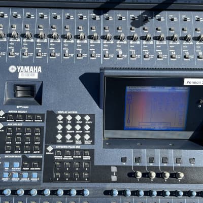 Yamaha DM2000 24-bit 96kHz 8bus 12 Aux Digital Mixing Console | Reverb