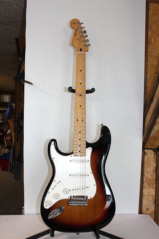 2021 Fender Stratocaster Player Series Mexican Plant Left | Reverb