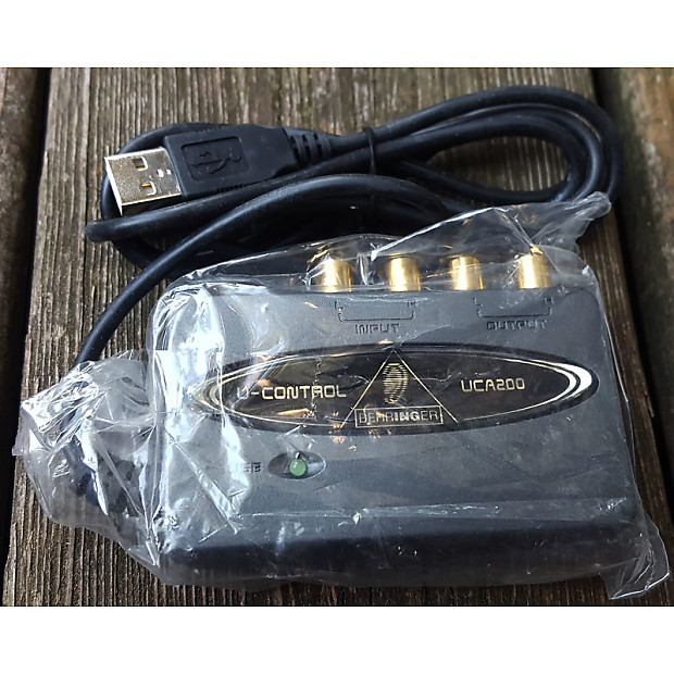 Behringer U-Control UCA200 | Reverb