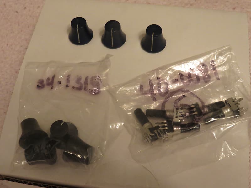 DigiTech RP-100 parts - Blue Knobs, Black knobs & Pots | Reverb