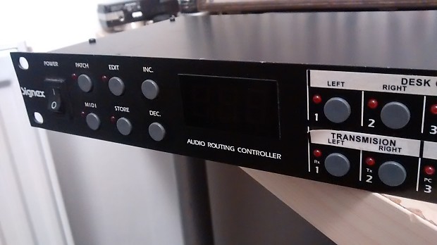 Signex Arc32 MIDI Programmable Audio Patchbay / Routing | Reverb UK