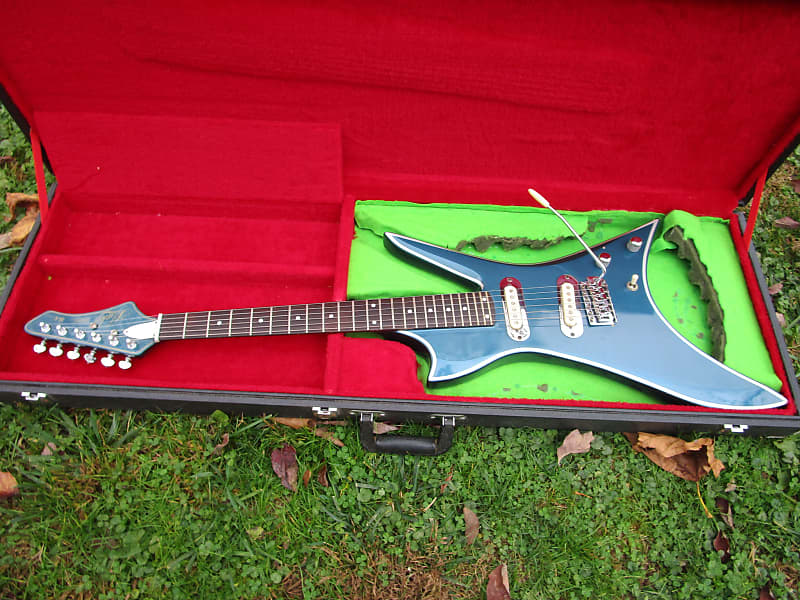 Mako Exotic XX-4 Guitar, 1980's, Korea, Metallic ,Blue, 24 | Reverb