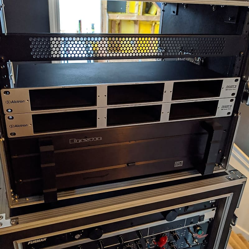 Alctron 500 series racks 2 racks with power supply | Reverb