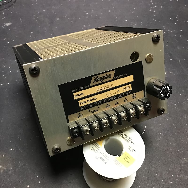 Acopian 28V Power Supply w/ Amp Meter | Reverb