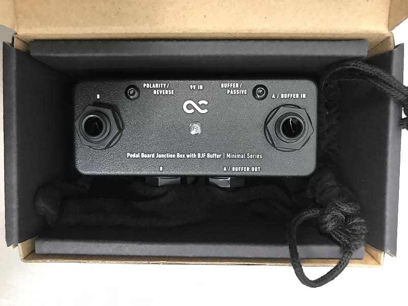 One Control Minimal Series Pedal Board Junction Box | Reverb Australia