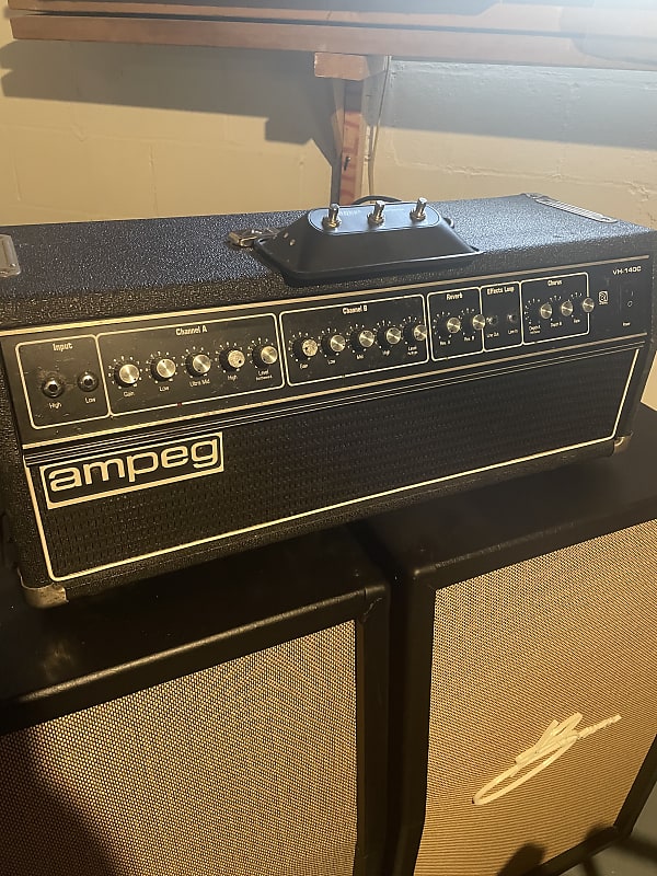 Ampeg VH140C 90s Black | Reverb