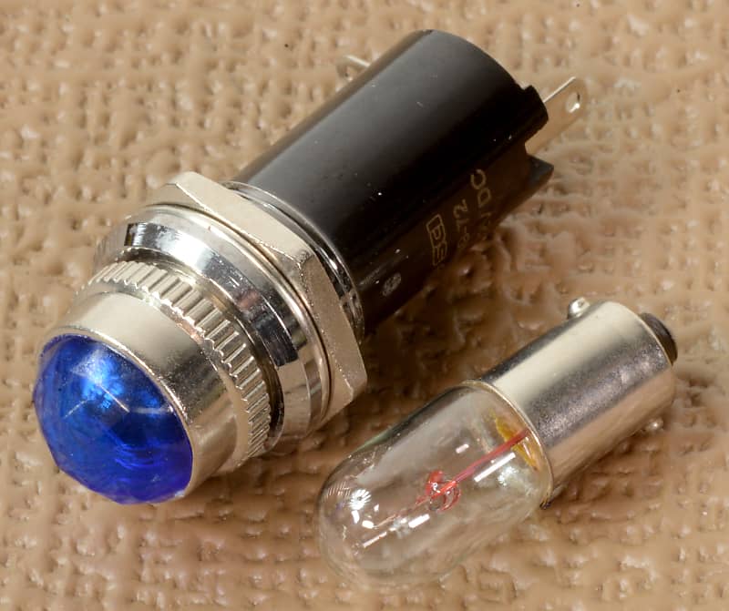 Medium Duty Blue Pilot Light Assembly With Two #47 6.3V | Reverb UK