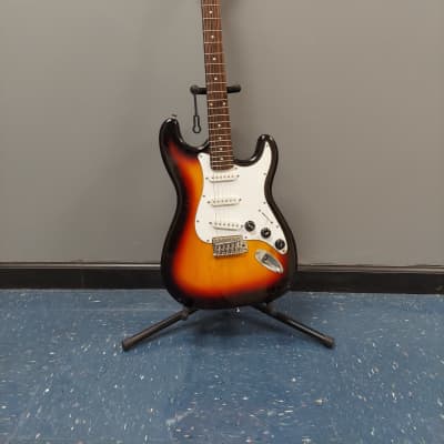 Spectrum Strat-style 2000s - Sunburst | Reverb