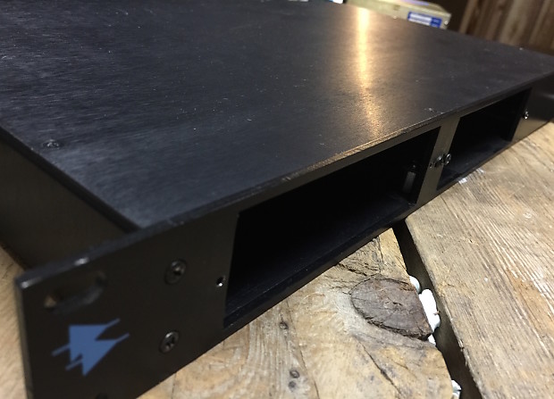 API 500HPR 2 SPACE 500 SERIES RACK | Reverb