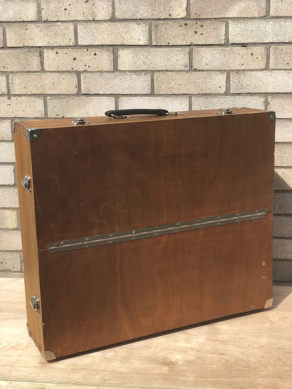 Handmade pedalboard and flight case | Reverb