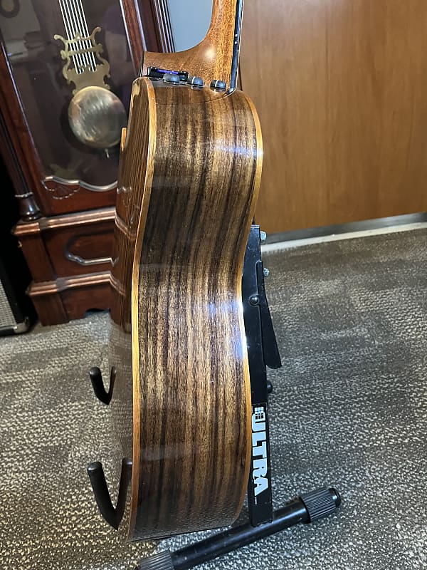 Taylor 716ce 2022 - Light | Reverb