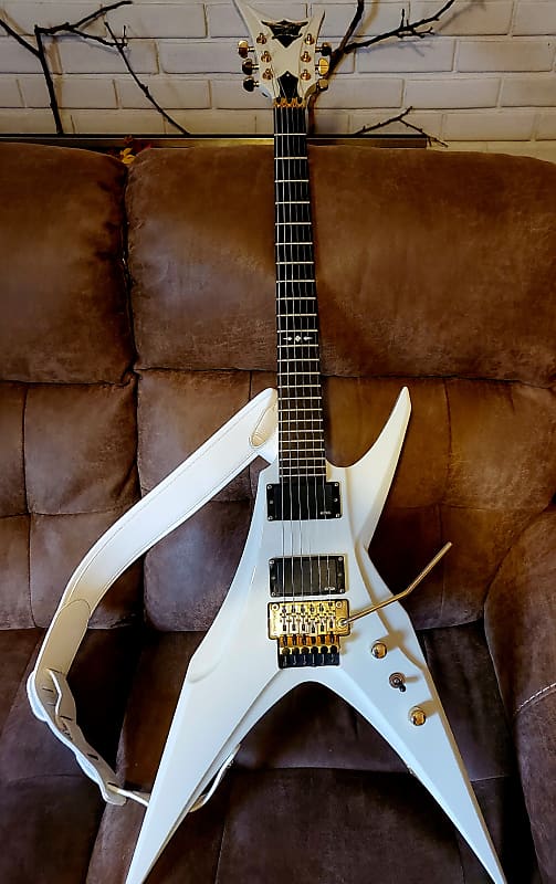 DBZ Bird of Prey White Made In Korea EMG Pickups, Like New | Reverb