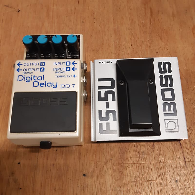 Boss DD-7 Digital Delay with Boss FS-5U | Reverb