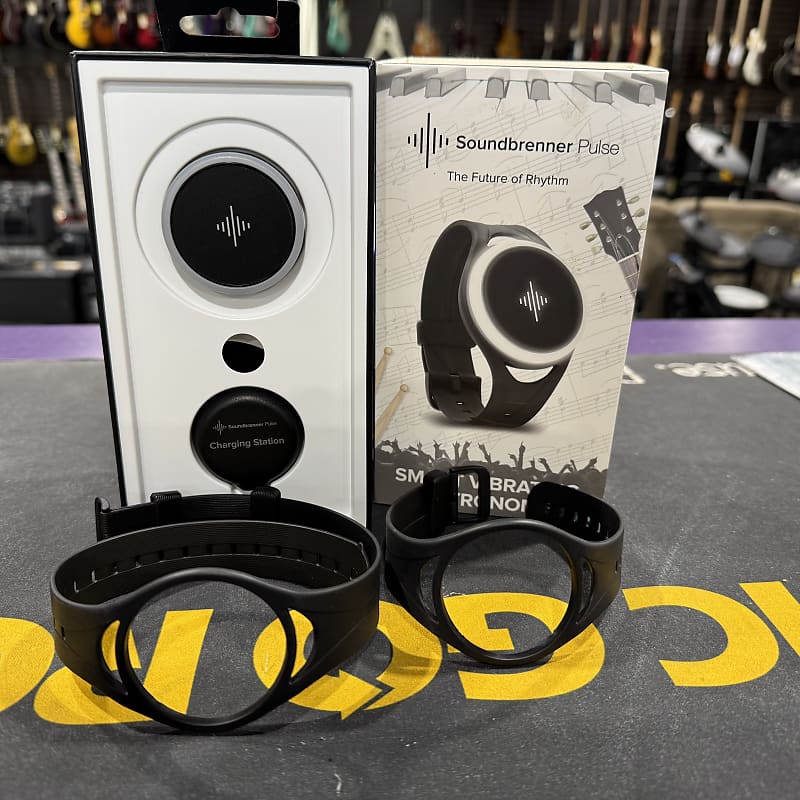 Soundbrenner Pulse Vibrating Metronome with Body Strap | Reverb