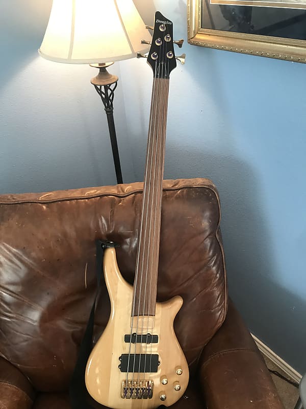 Douglas Fretless 5 Five String Bass Natural Active beautiful | Reverb