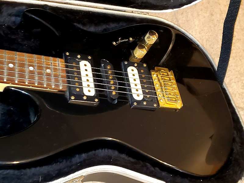 Infinity Right-handed, double cutaway, electric guitar. | Reverb