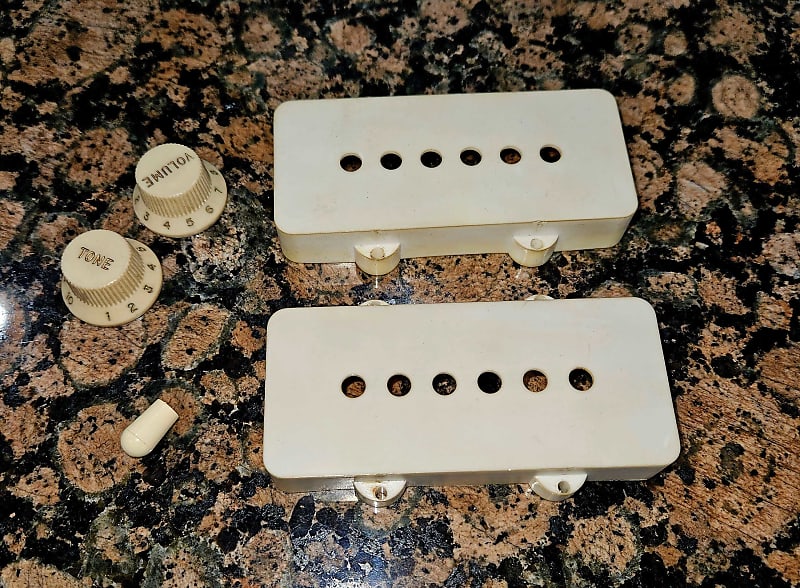 Pre CBS 60's Jazzmaster pickup covers, control knobs, and | Reverb