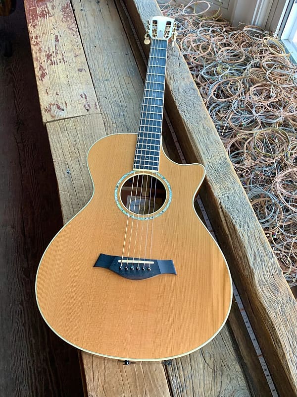 Taylor 12/Fret Mahogany Grand Concert | Reverb