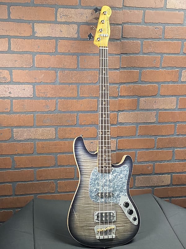 Woodcraft Ampmaster 5 String Dual Pickup Shortscale 30" | Reverb