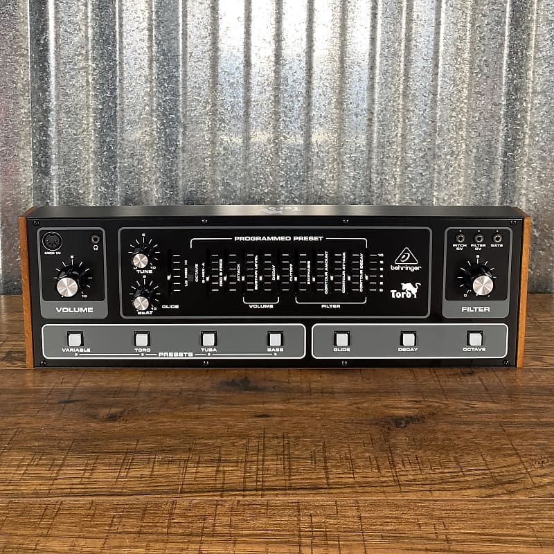 Behringer Toro Classic Analog Bass Desktop Synthesizer Used | Reverb