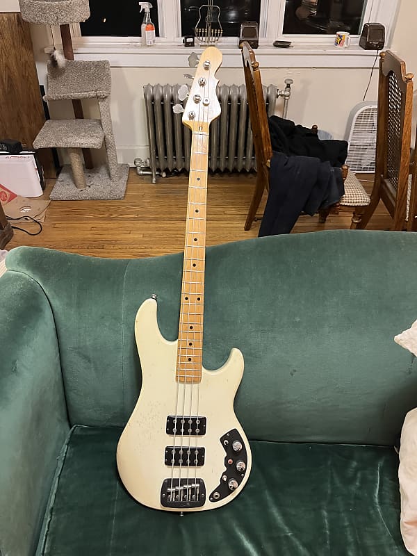 G & L L2000 1980s | Reverb