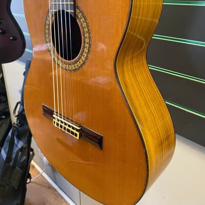 Cuenca Model 40 Natural Gloss Classical Guitar w/ Hard Case | Reverb