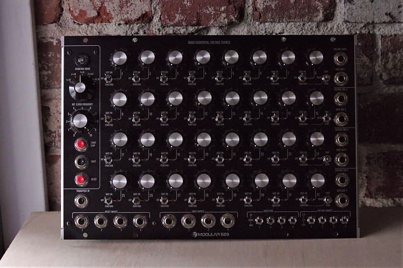 Moon Modular 569: QUAD SEQUENTIAL VOLTAGE SOURCE [B-Stock] | Reverb