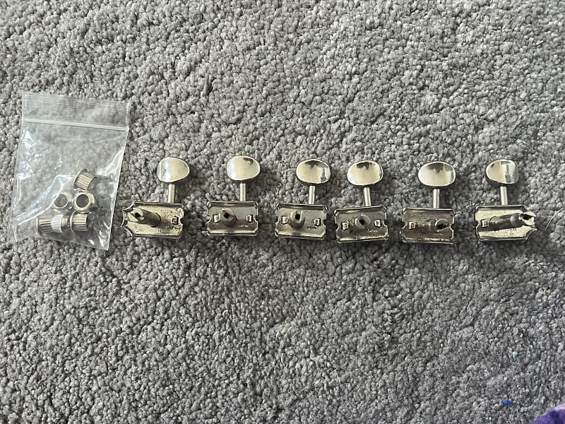 Fender Machine heads Silver | Reverb