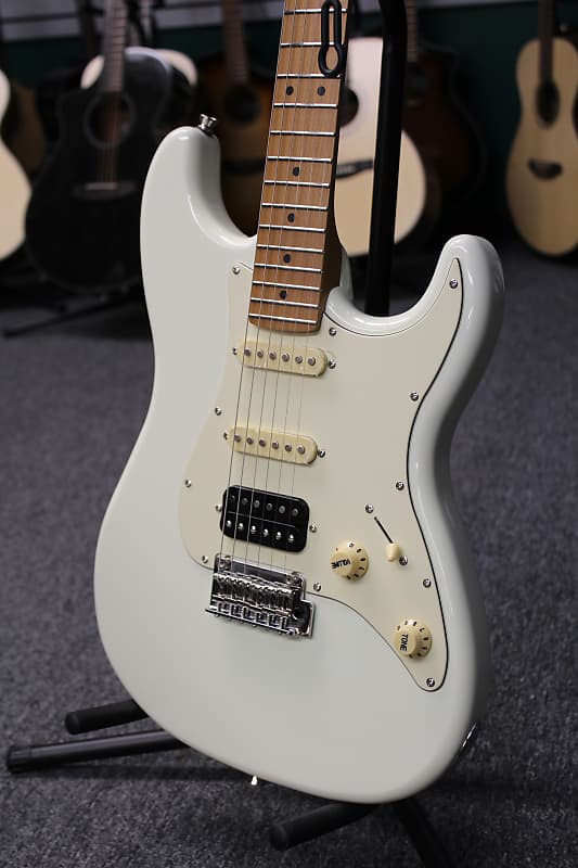 Jet JS-400 Stratocaster Electric Guitar - Off-White | Reverb