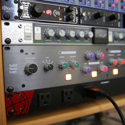 Solid Stage Logic Fusion :: Open Box, Full Factory Warranty | Reverb
