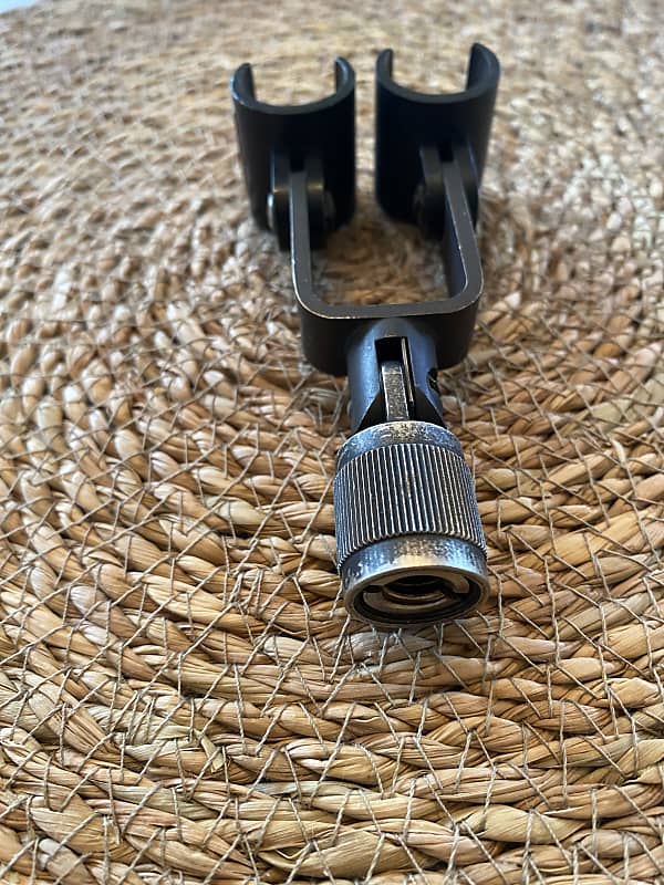 Original Neumann KM 84 Double Mount Microphone Clip RARE! | Reverb UK