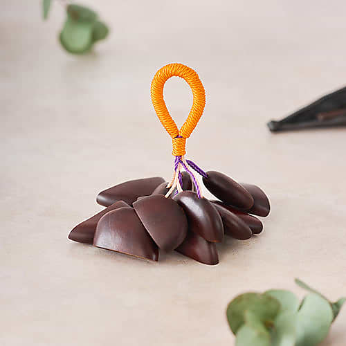 Kola Nut Shaker | Reverb