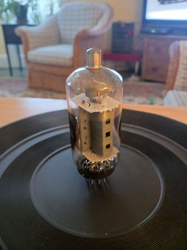 Mullard 6ME6, 6JE6c, and 6LQ6 test strong 💪 115/130 Made In | Reverb