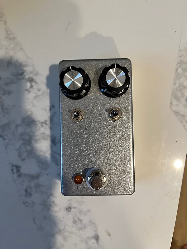 DIY Modded Devi Ever Hyperion Clone - Cronus Fuzz Mask Audio | Reverb