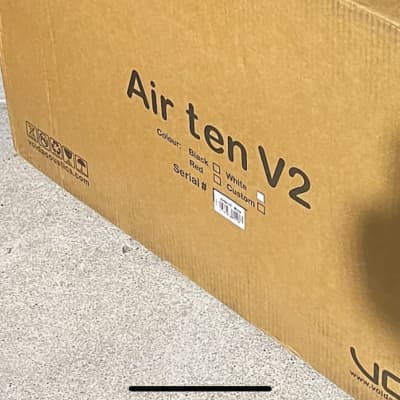 Void Acoustics Airten V2 White Pair | Reverb