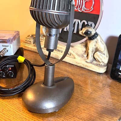 Vintage 1940s Altec 639B Microphone w/Altec base, yoke & | Reverb