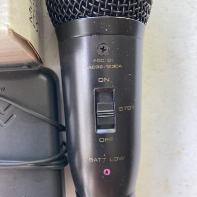 Vintage Radio Shack 170 MHz Wireless Microphones | Reverb