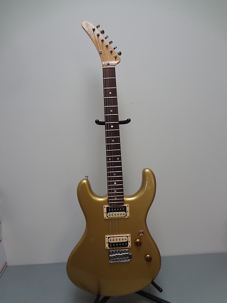 Robin Raider Gold | Reverb