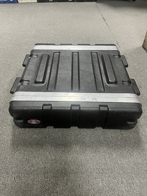 SKB 2 Space Rack Case | Reverb
