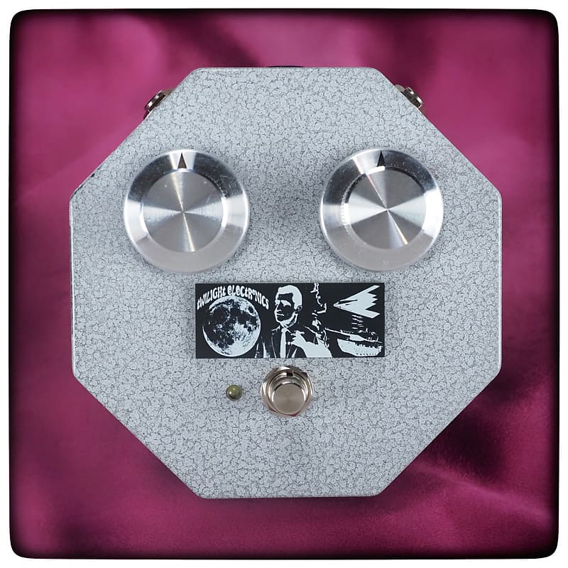 Twilight Audio Machine Gun Fuzz | Reverb Canada